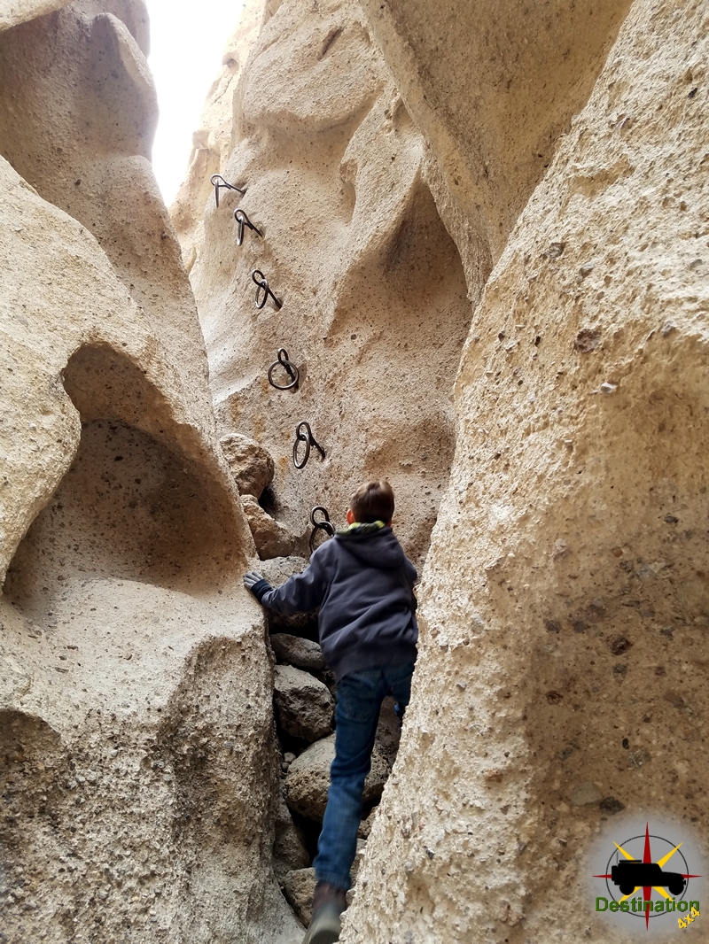 The Hole in the Wall Ring Trail - Mojave Desert - Destination4x4